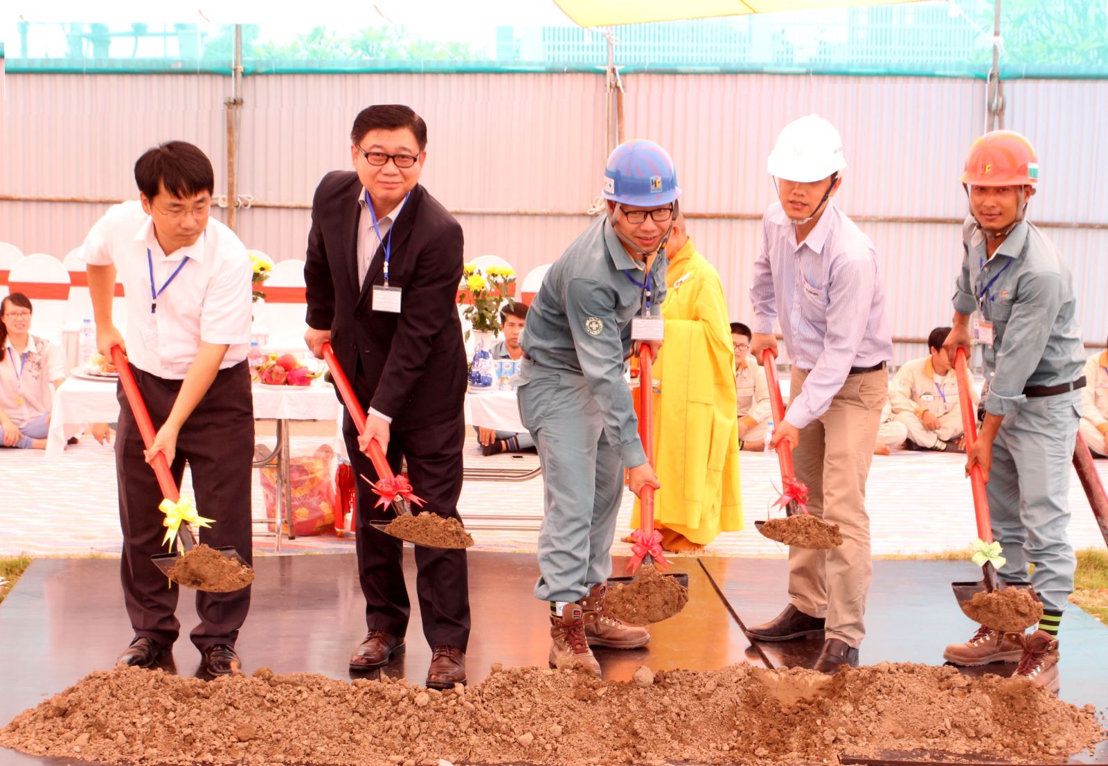 COMMENCEMENT CEREMONY OF THE DORCO VINA PROJECT - HI-CON